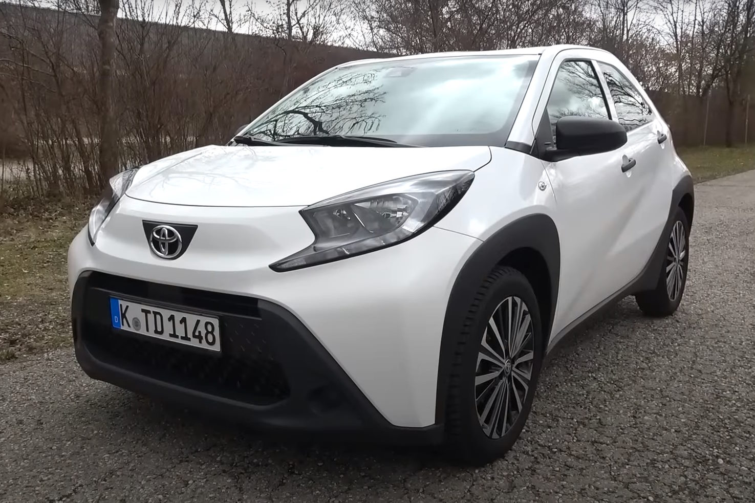 Video: Toyota Aygo X | Was kann die Basis für 16.000,-- Euro? | AUTONOTIZEN