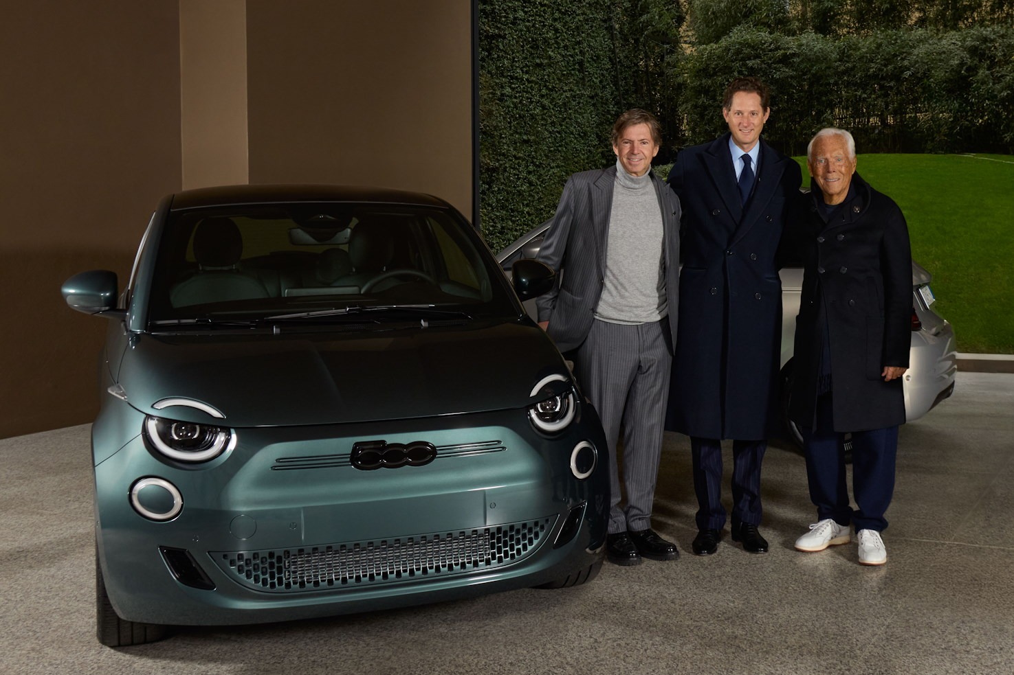 Giorgio Armani erhält zwei nach ihm benannte Sondermodelle des Fiat 500